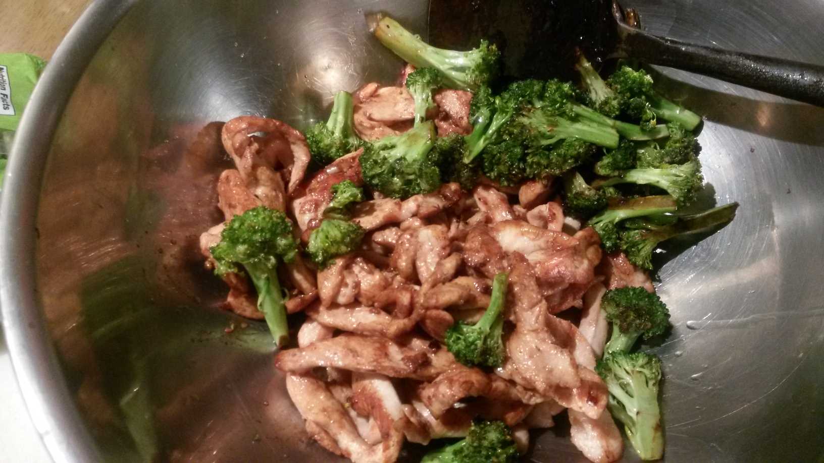 Chicken Lo Mein Recipe - Binky's Culinary Carnival