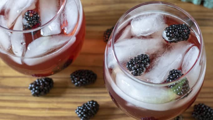 Blackberry Tea - Binky's Culinary Carnival