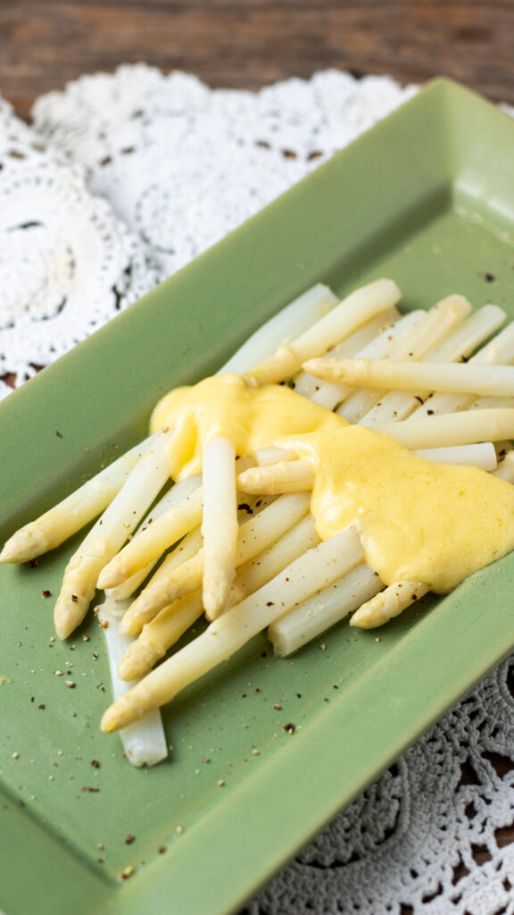 White Asparagus Recipe - Binky's Culinary Carnival