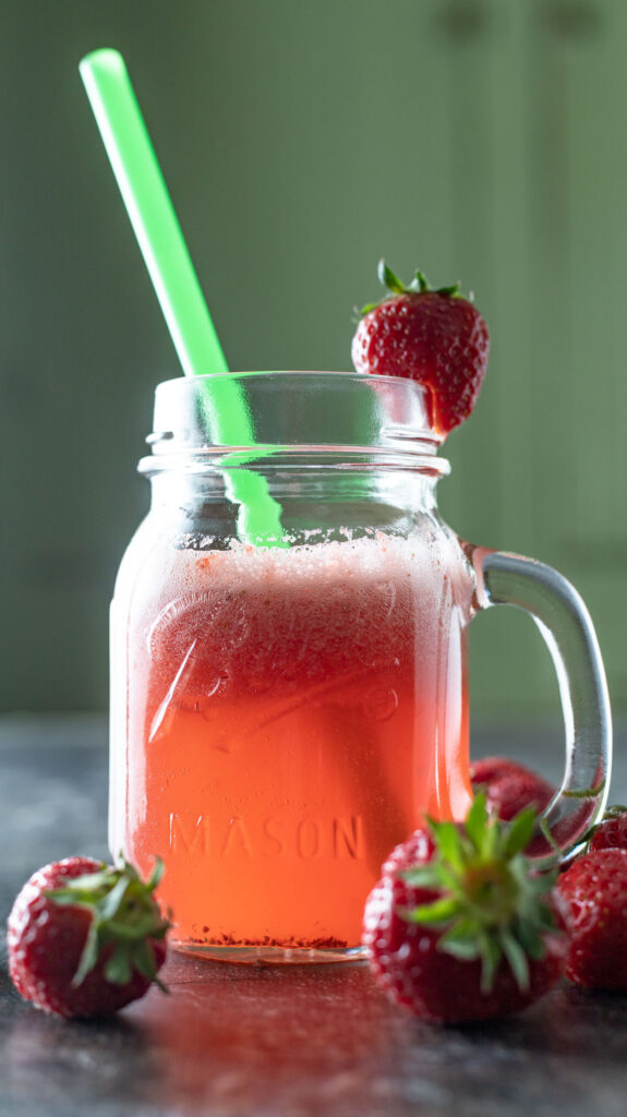 Easy Strawberry Juice Recipe - Binky's Culinary Carnival