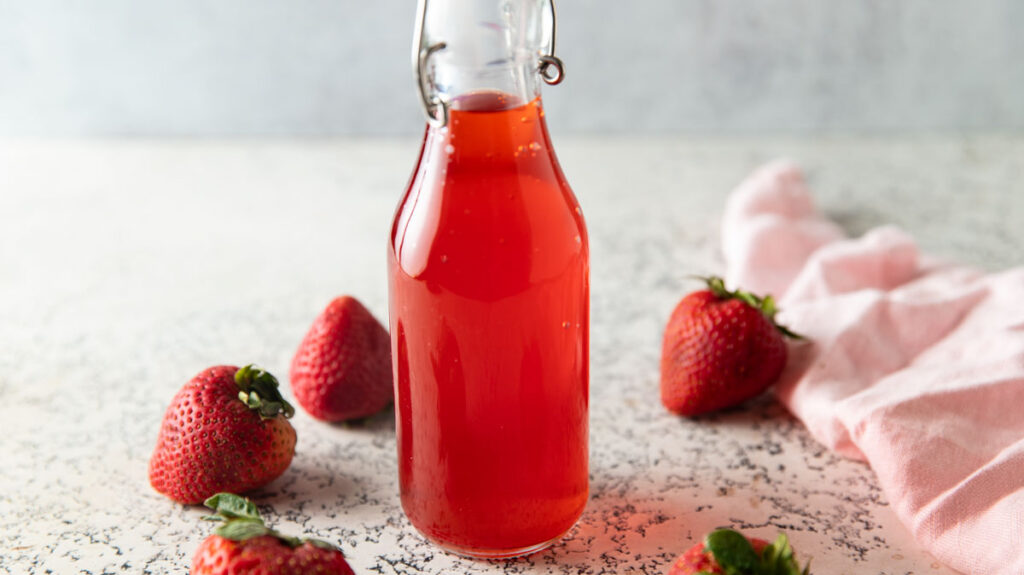 Strawberry Vinegar - Binky's Culinary Carnival