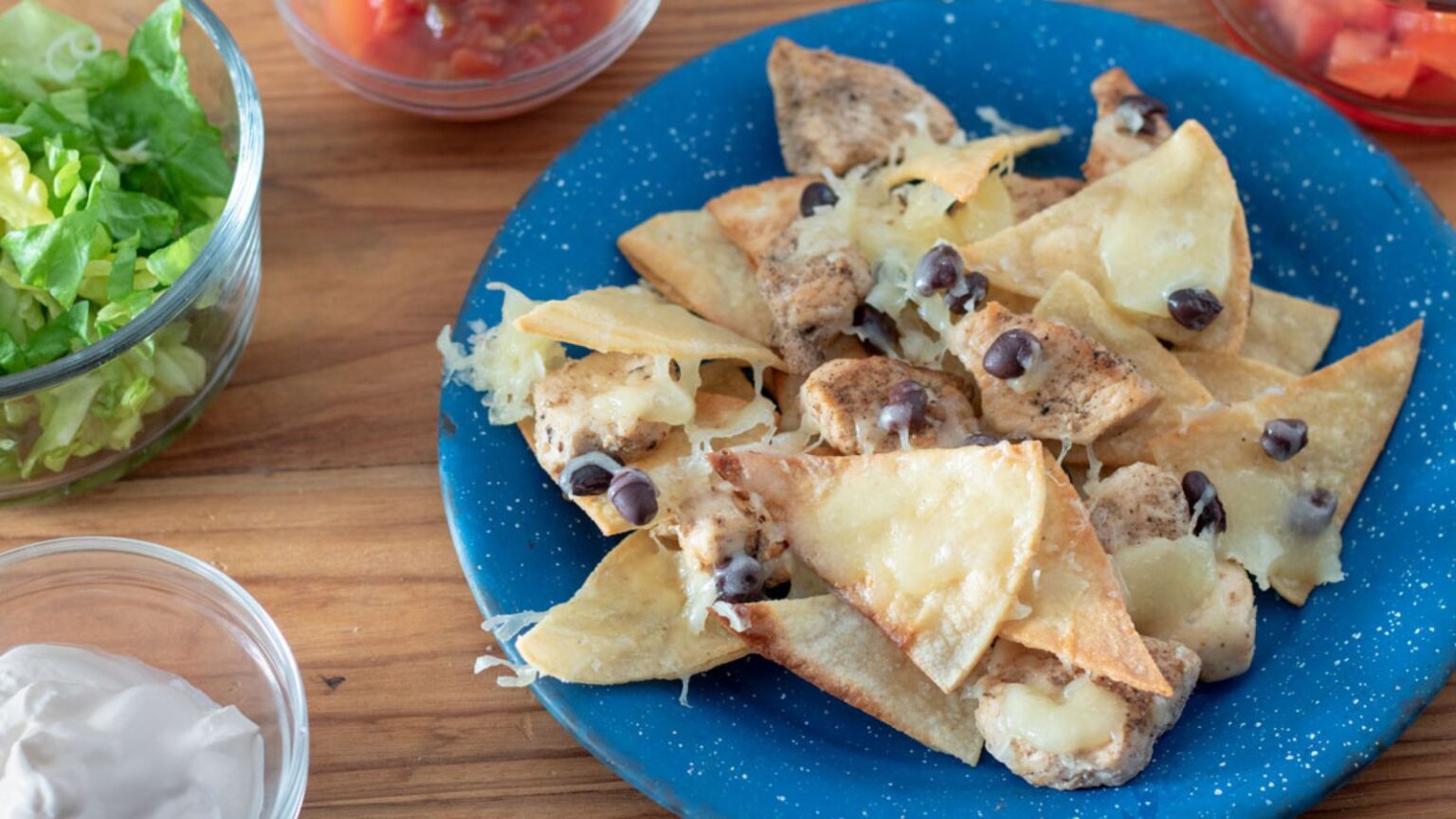 Chicken Nachos - Binky's Culinary Carnival