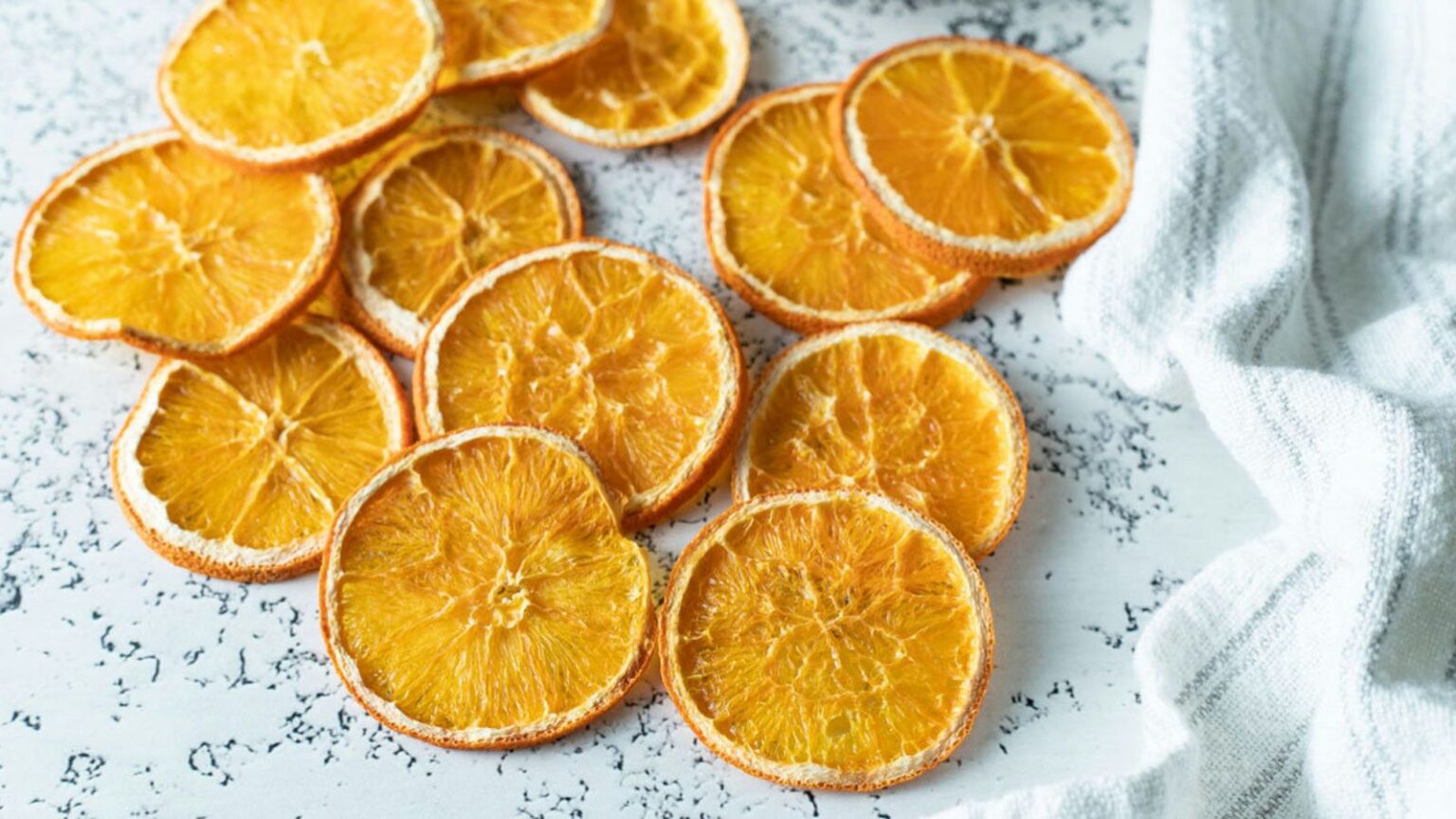 Add a Pop of Citrus to Your Meals with These 21 Stunning Orange Dishes ...