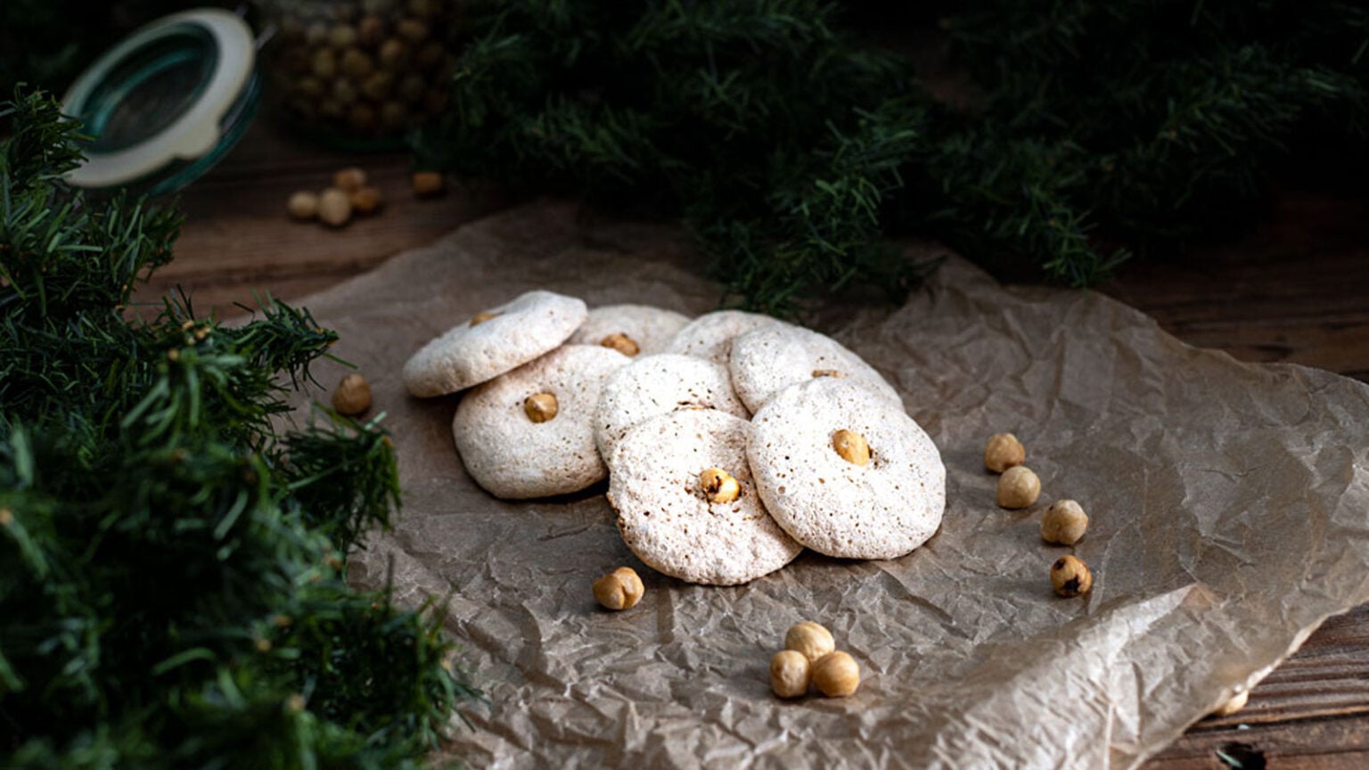 Haselnussmakronen, German Hazelnut macaroons - Binky's Culinary Carnival