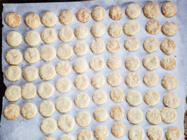 Ischler - Austrian Shortbread, Chocolate & Apricot - Binky's Culinary ...