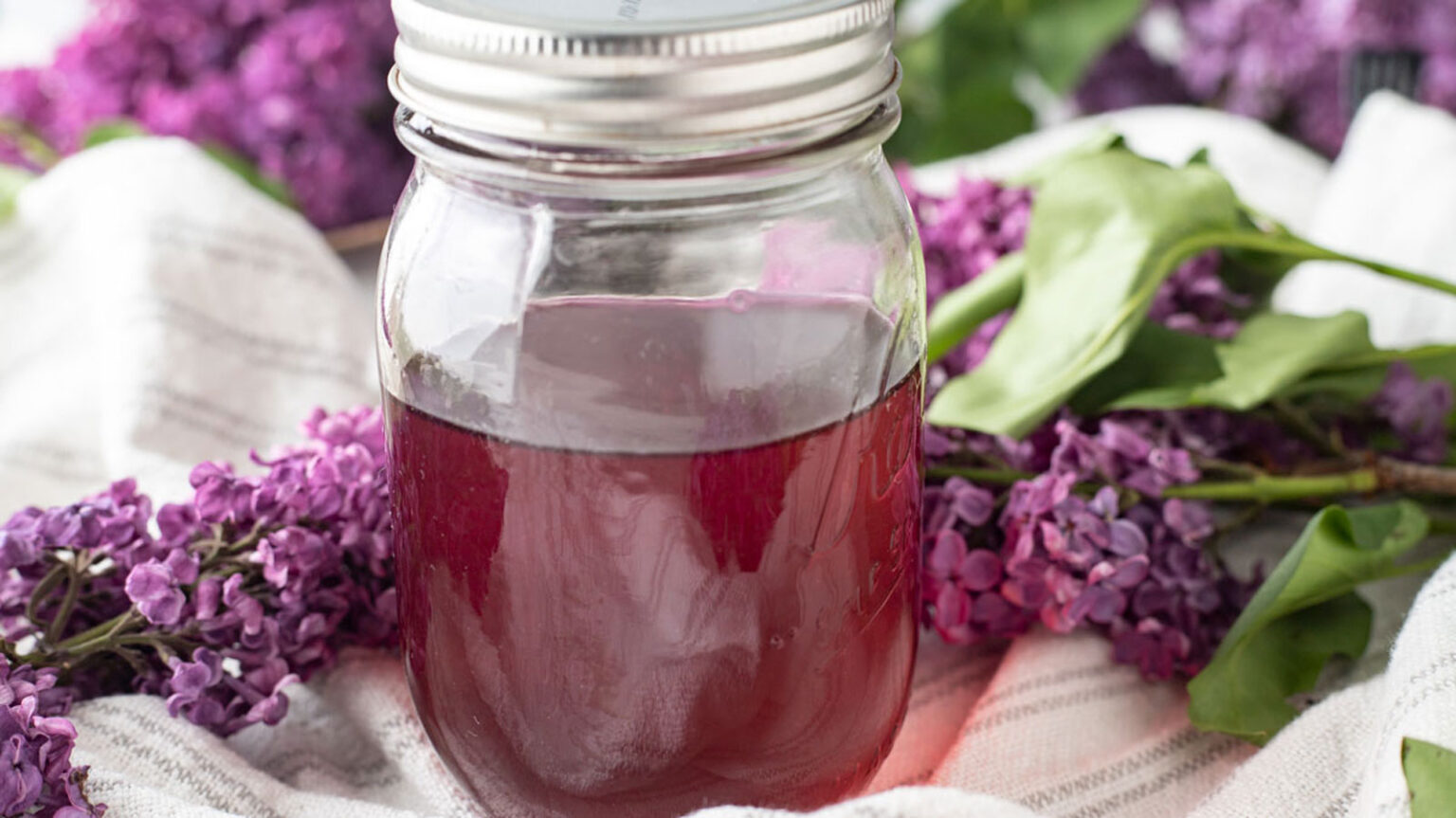 Elevate Your Drinks with 14 Flavorful Simple Syrups - Binky's Culinary ...