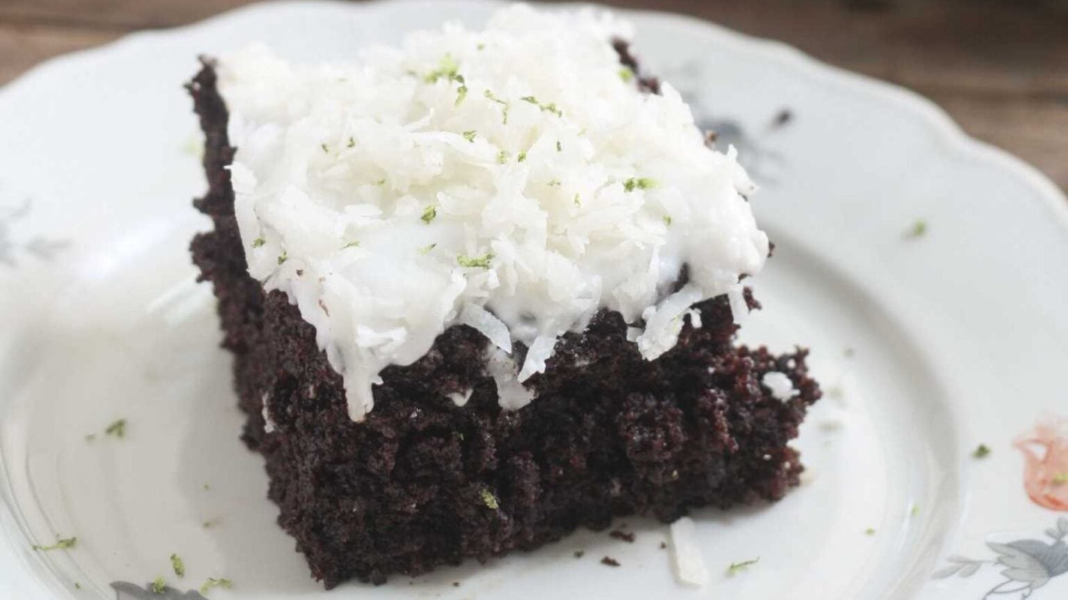 17 Old-Fashioned Cakes That Taste Just Like Grandma’s Kitchen - Binky's ...