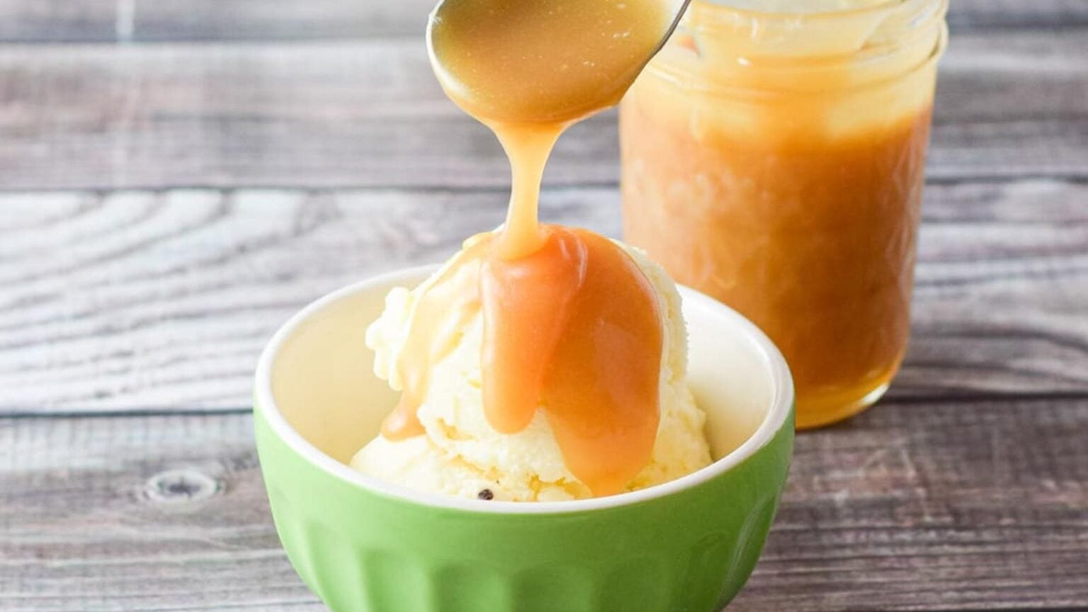 21 Rich and Gooey Caramel Desserts You’ll Want on Repeat - Binky's ...