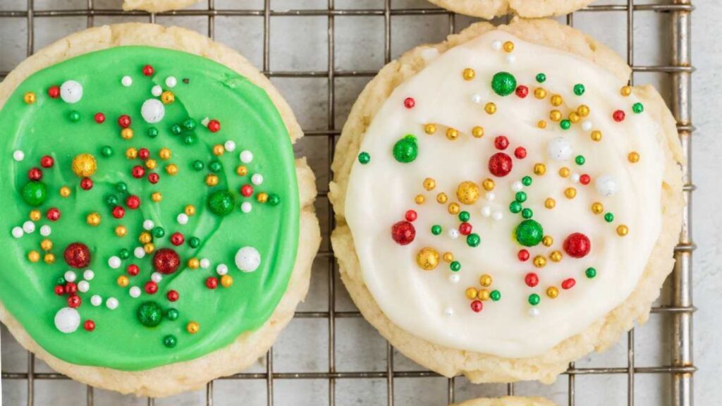 15 Decorated Cookies That Make Holidays Extra Special - Binky's ...