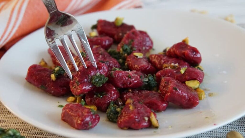 26 Beet Recipes Even the Pickiest Eaters Will Love - Binky's Culinary ...
