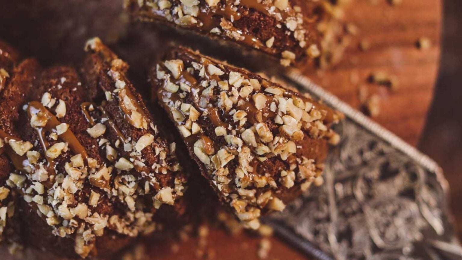 17 Old-Fashioned Cakes That Taste Just Like Grandma’s Kitchen - Binky's ...