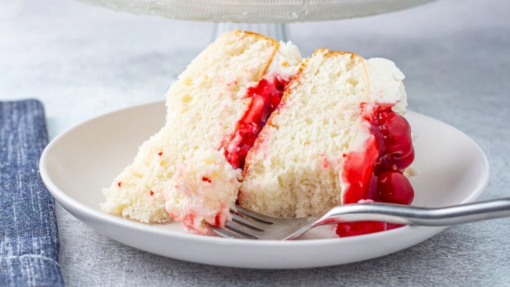 These Layer Cakes Taste Like Sunshine and Long Weekends - Binky's ...