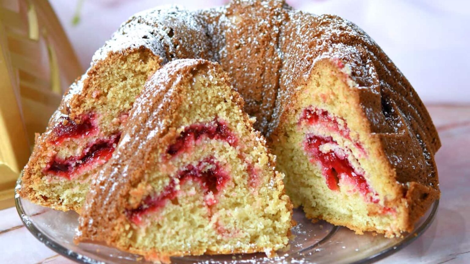 16 Bundt Cakes That Always Get Rave Reviews - Binky's Culinary Carnival