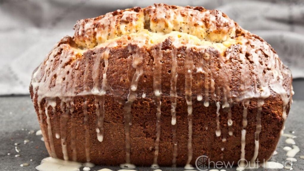 22 Simple Poppy Seed Recipes for Bakery Style Treats - Binky's Culinary ...