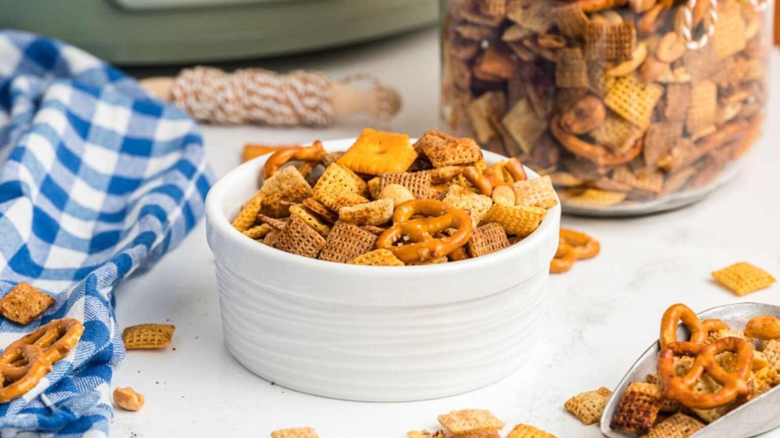 16 Chex Mix Recipes That Make Every Bite Addictive - Binky's Culinary ...