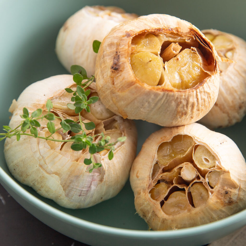 How to Roast Garlic- Air Fryer |Grill |Oven - Binky's Culinary Carnival