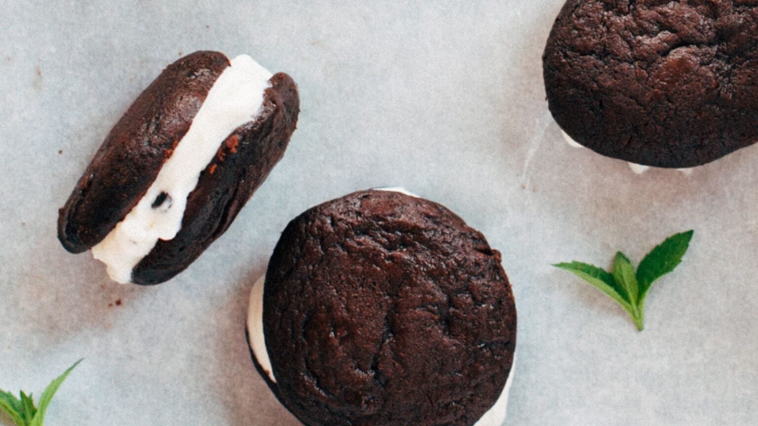 16 Mint Desserts That Work All Year Long - Binky's Culinary Carnival