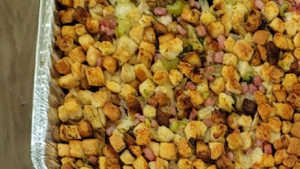 15 Thanksgiving Stuffings So Good You’ll Forget the Turkey - Binky's ...