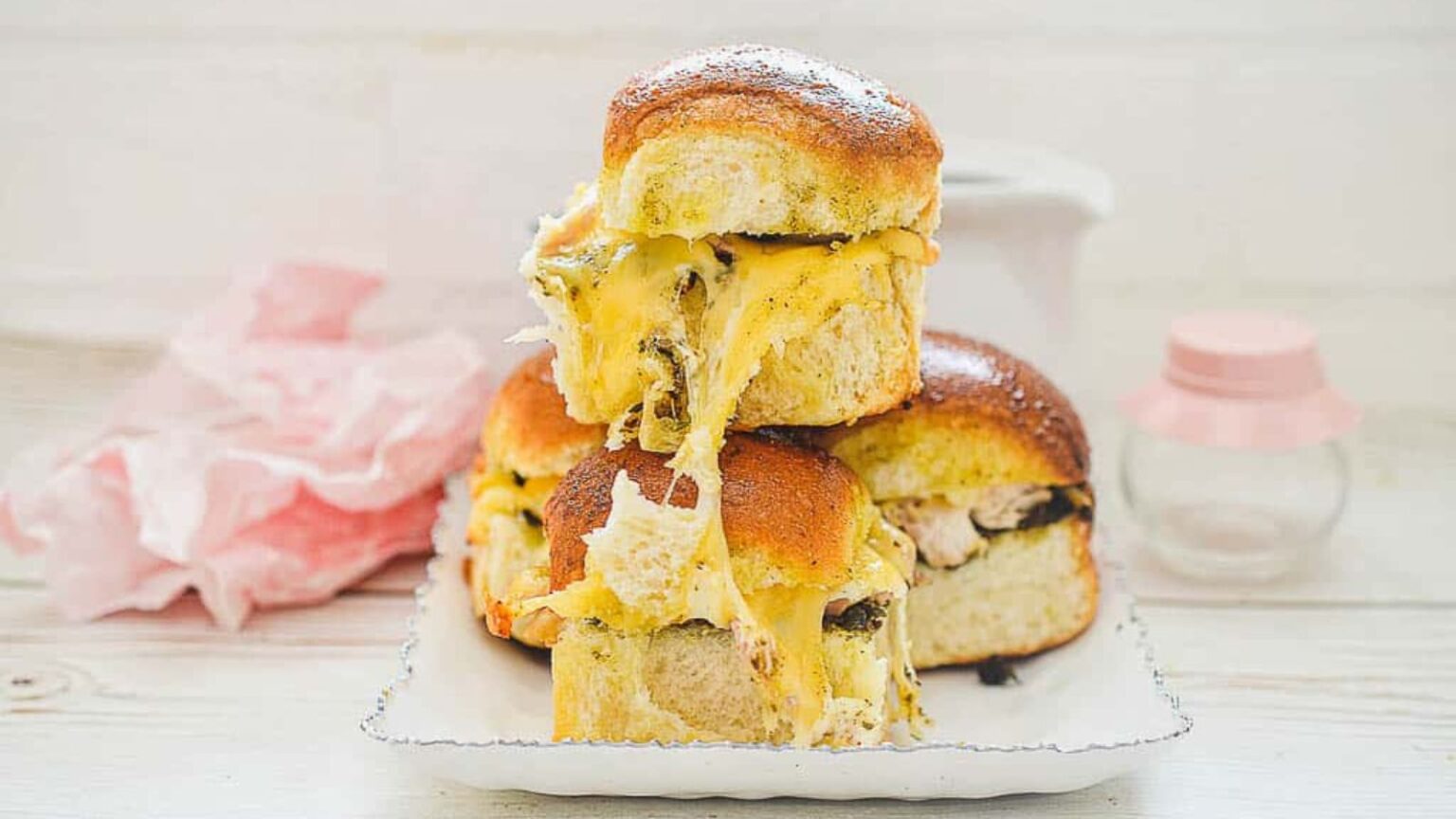 14 Savory & Sweet Slider Dishes That Are Strikingly So Good - Binky's ...