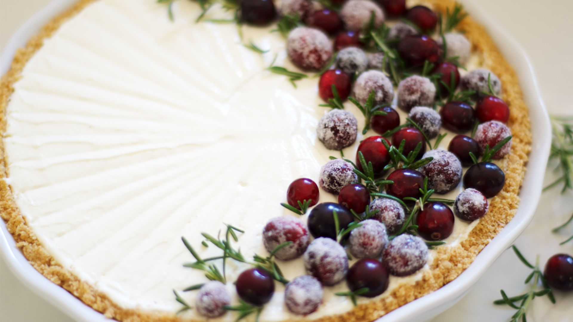 14 Festive Fruit Dishes to Brighten Your Christmas Table - Binky's ...