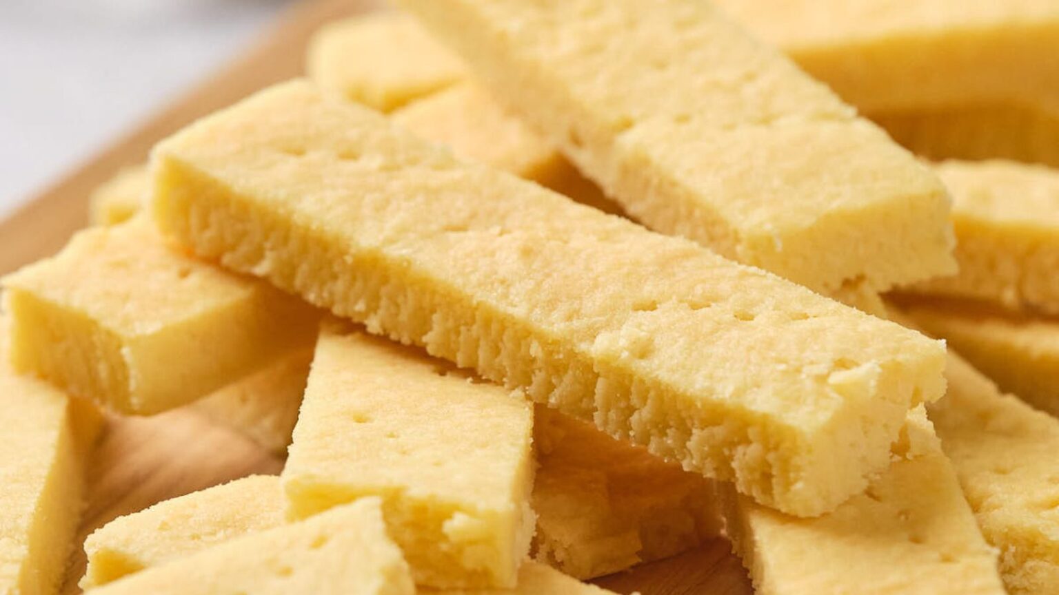 These 21 Bar Desserts Are Pure Bake-and-Go Gold - Binky's Culinary Carnival