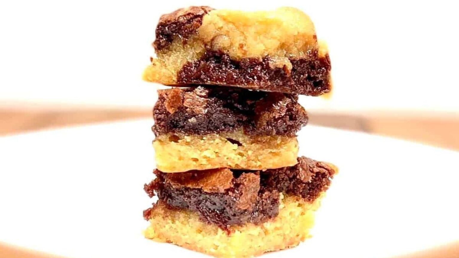 31 Holiday Bars and Brownies That End Up Being the First to Go - Binky ...
