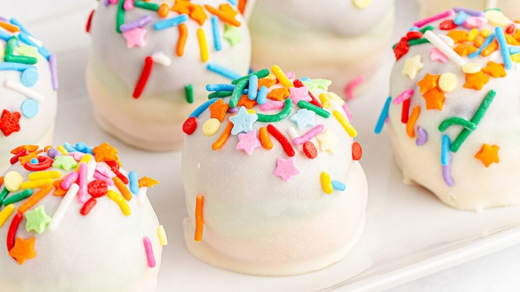 16 Delicious Rainbow Recipes That Taste as Good as They Look - Binky's ...