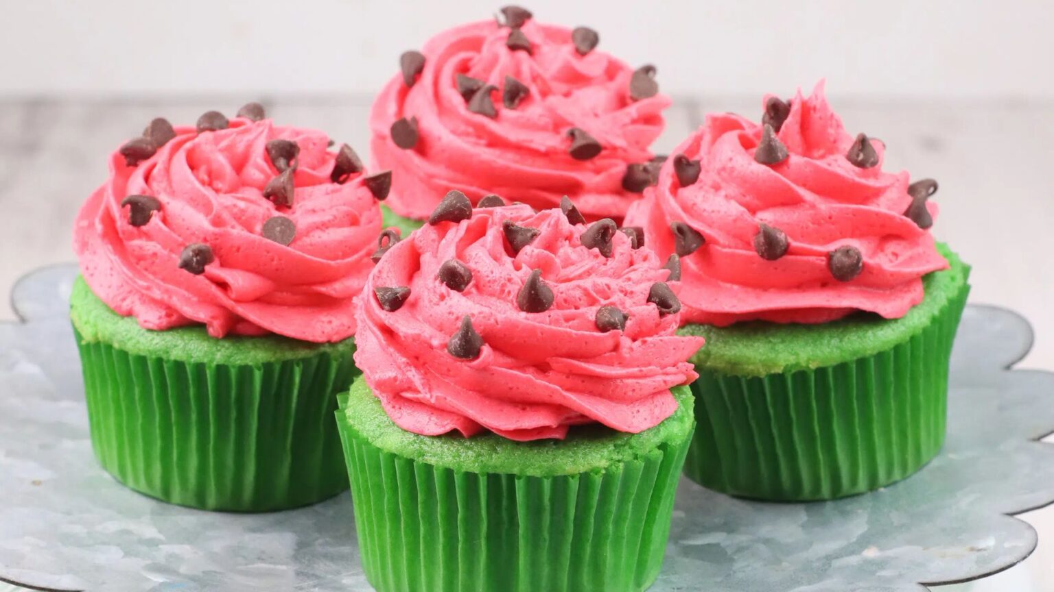 15 Creative Flavors That Make Cupcakes Feel New Again - Binky's ...
