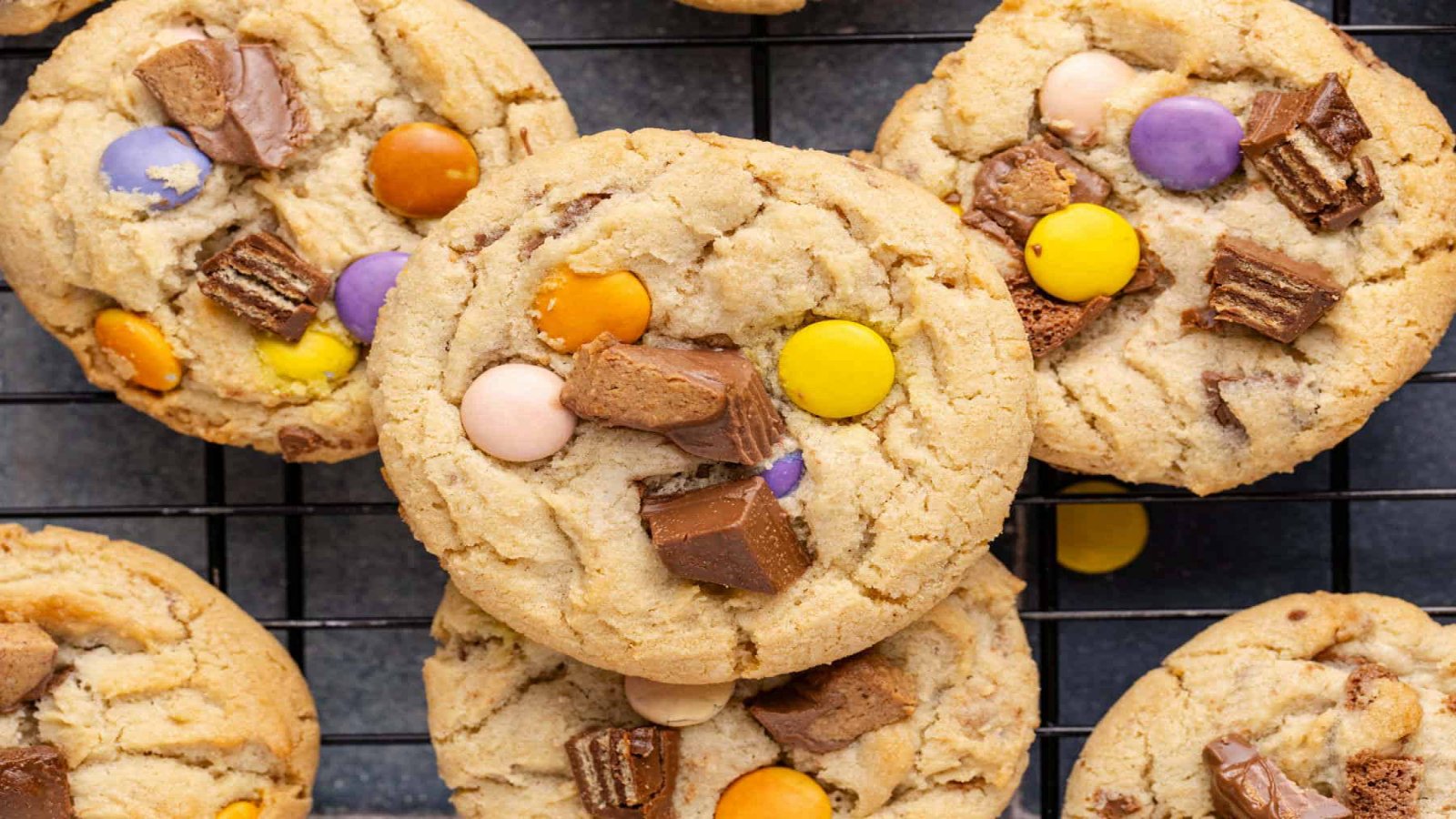 15 Genius Recipes to Transform Leftover Candy Into Sweet Creations ...