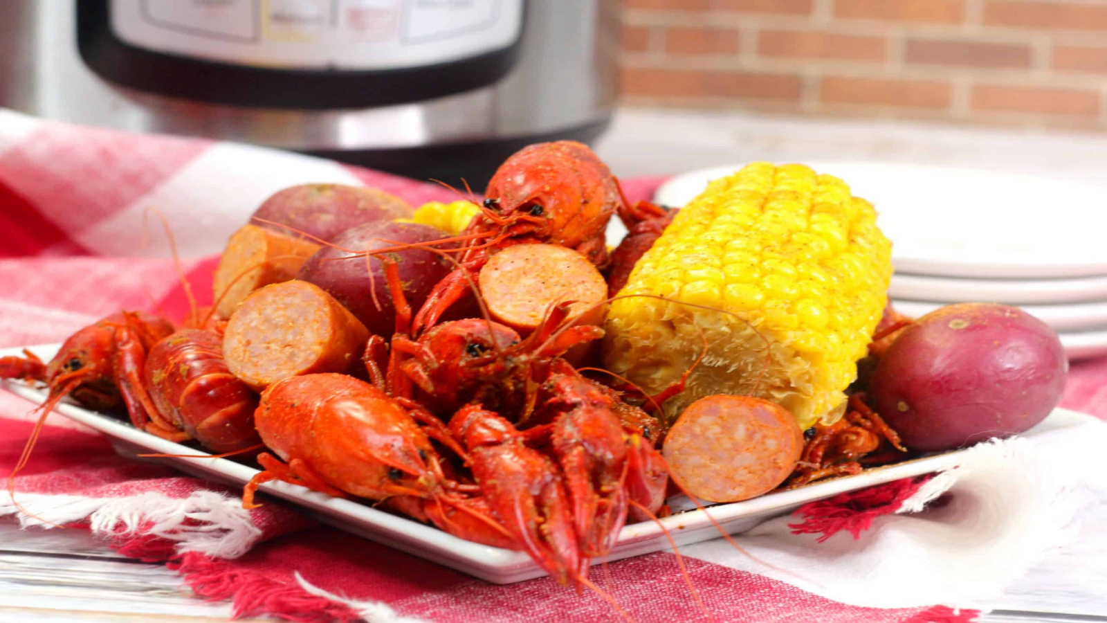 16 Luscious Lobster Creations to Savor - Binky's Culinary Carnival