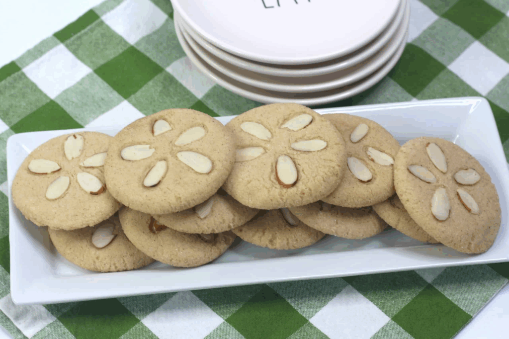 17 Bake Sale Cookie Recipes That Deliver - Binky's Culinary Carnival