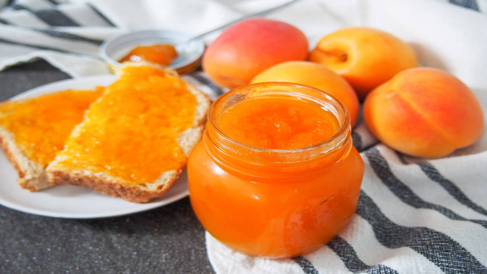 Deliciously Simple Jam Recipes to Brighten Your Day - Binky's Culinary ...