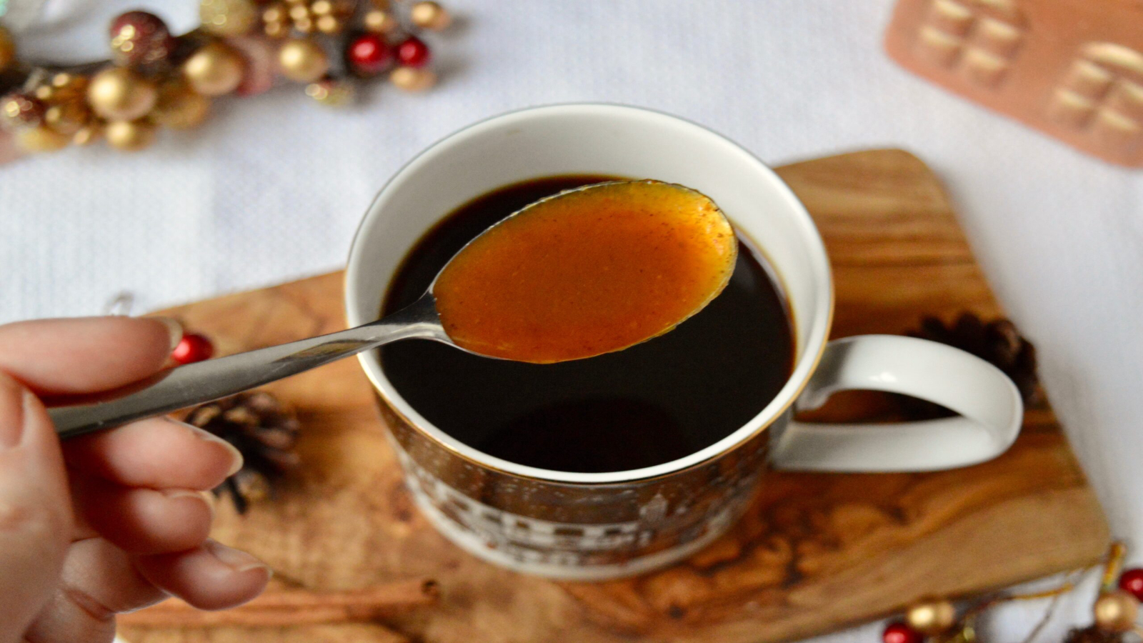 Elevate Your Drinks with 14 Flavorful Simple Syrups - Binky's Culinary ...